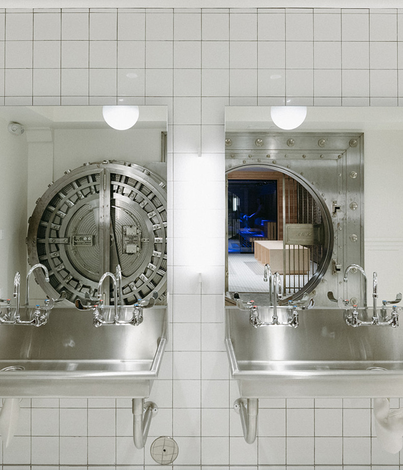 Seattle Bouldering Project - University District